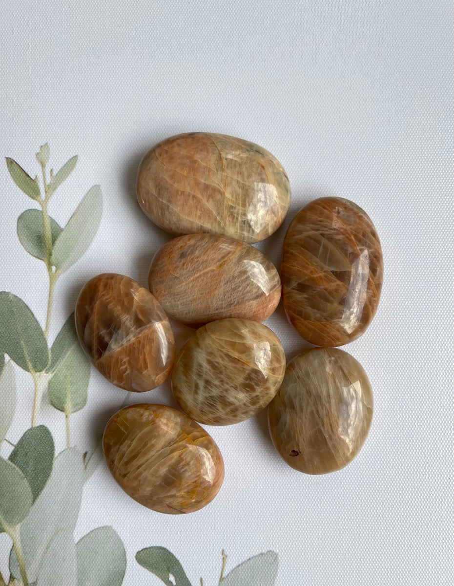 Peach Moonstone Palm Stone – Vie Gems and Sculptures